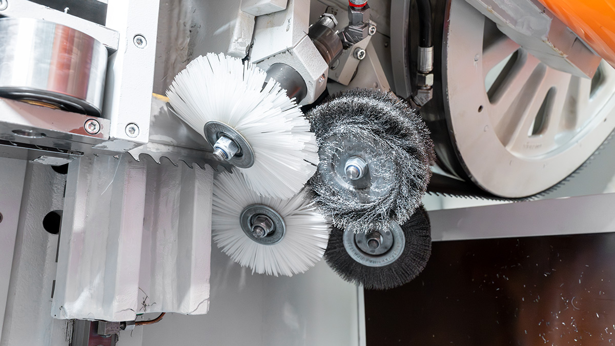 HBM500SC – The Benchmark in High-Performance Bandsaws: BEHRINGER Group - Sawing systems and ...